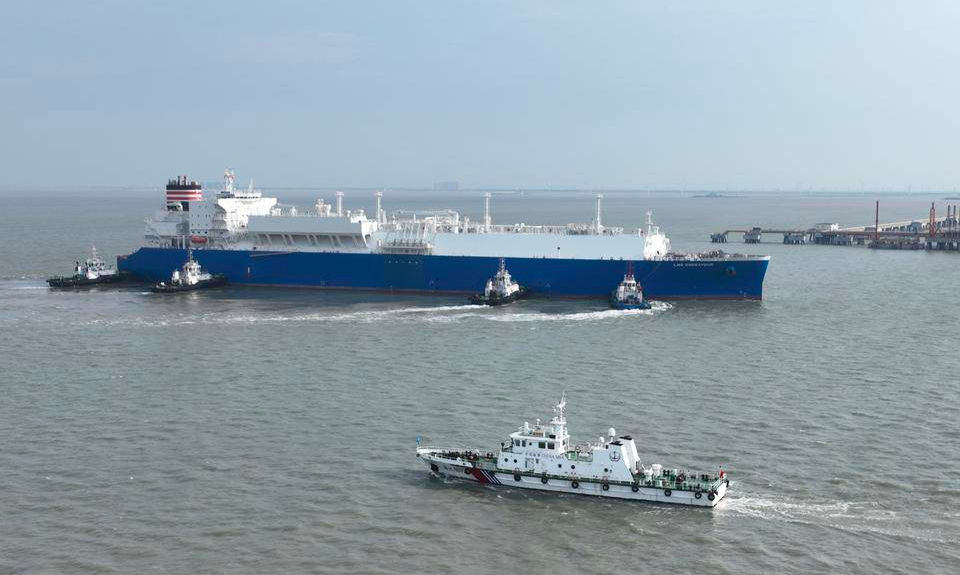Deep Chilled 293 Metre Long Tanker Brings Nantong 62,325 Tonnes of LNG ...