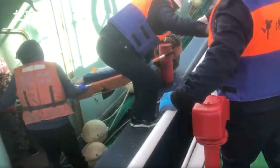 Snagged by Cable, Yancheng Fisherman with Chest and Abdominal Injuries ...