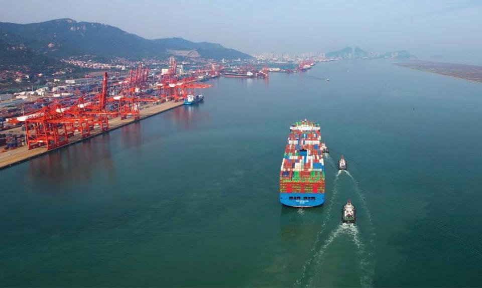 After 14 Years, Lianyungang Port Can Now Handle 300,000 Tonne Ships ...