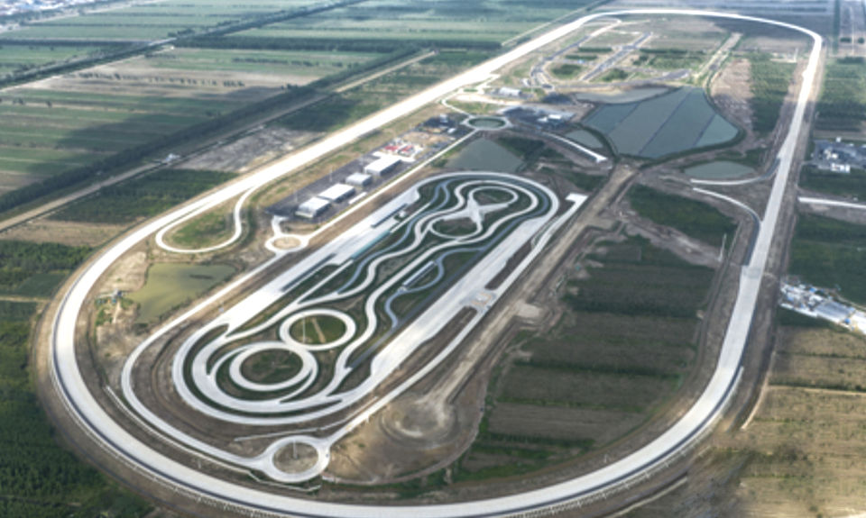 Massive Autonomous Driving Vehicle Test Track Opens in Yancheng; China ...