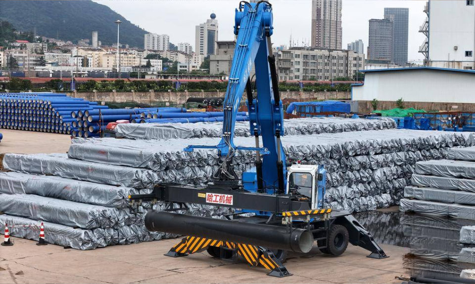 China’s 1st Independently Developed Pipe Pile Loader Enters Use in ...