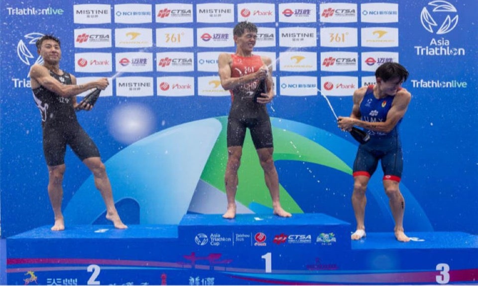 China Takes Men & Women’s Titles in Asian Triathlon Held in Taizhou ...