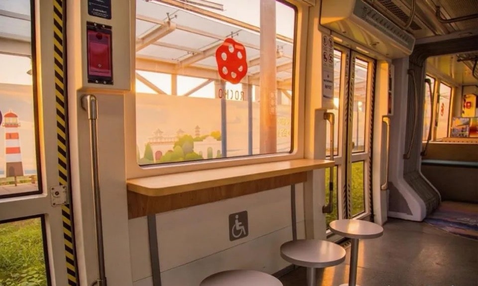 China’s 1st Coffee Train Debuts in Nanjing; Book a Cup + Free Ride on ...